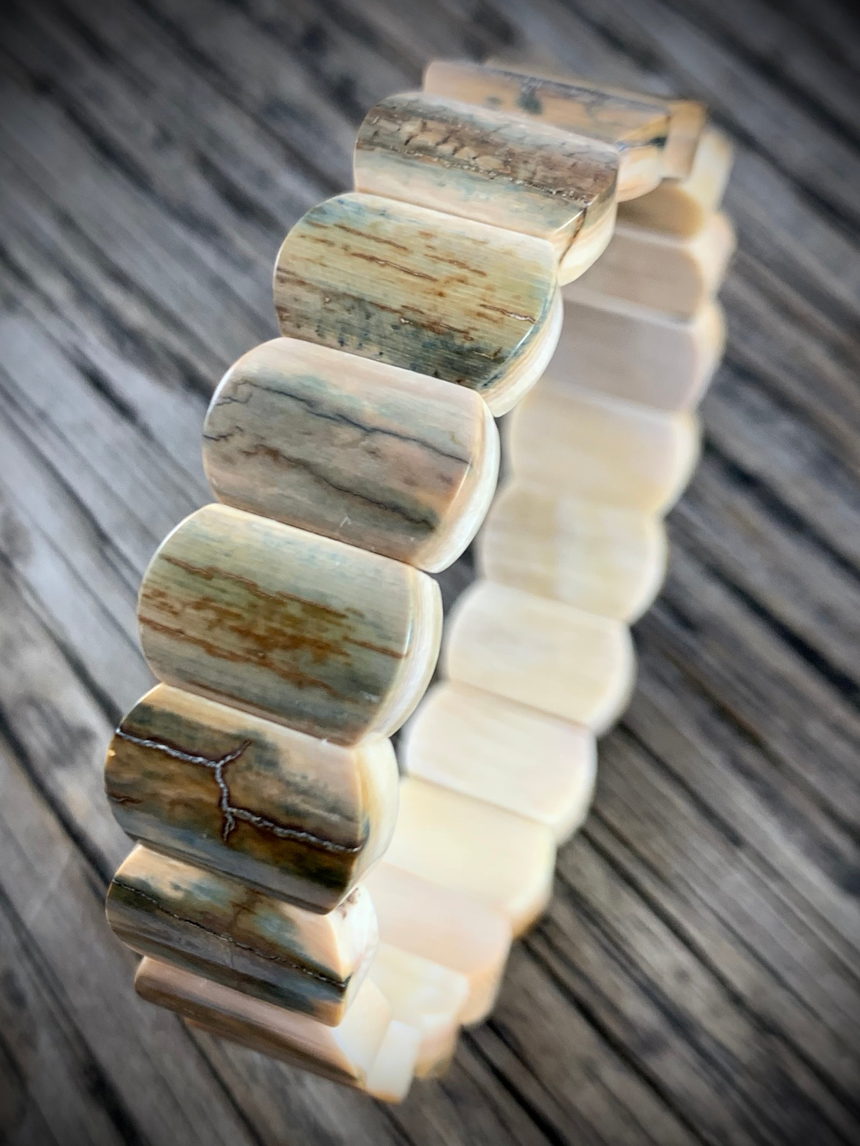 Tundra Mammoth Ivory Stretch Bracelet – Fish Creek Company